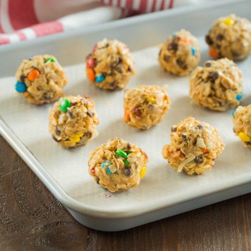 Apple and Dates Snack Bites - My Kitchen Craze