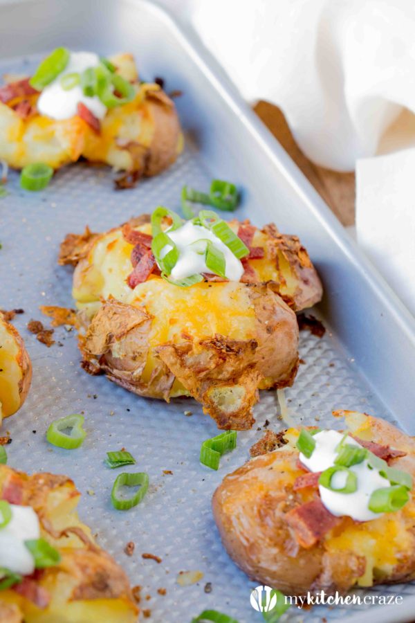Loaded Smashed Potatoes - My Kitchen Craze